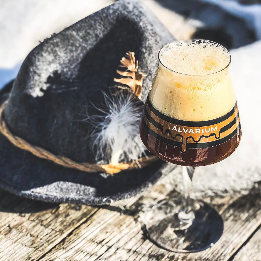 Night Mode | Alvarium Beer Co.