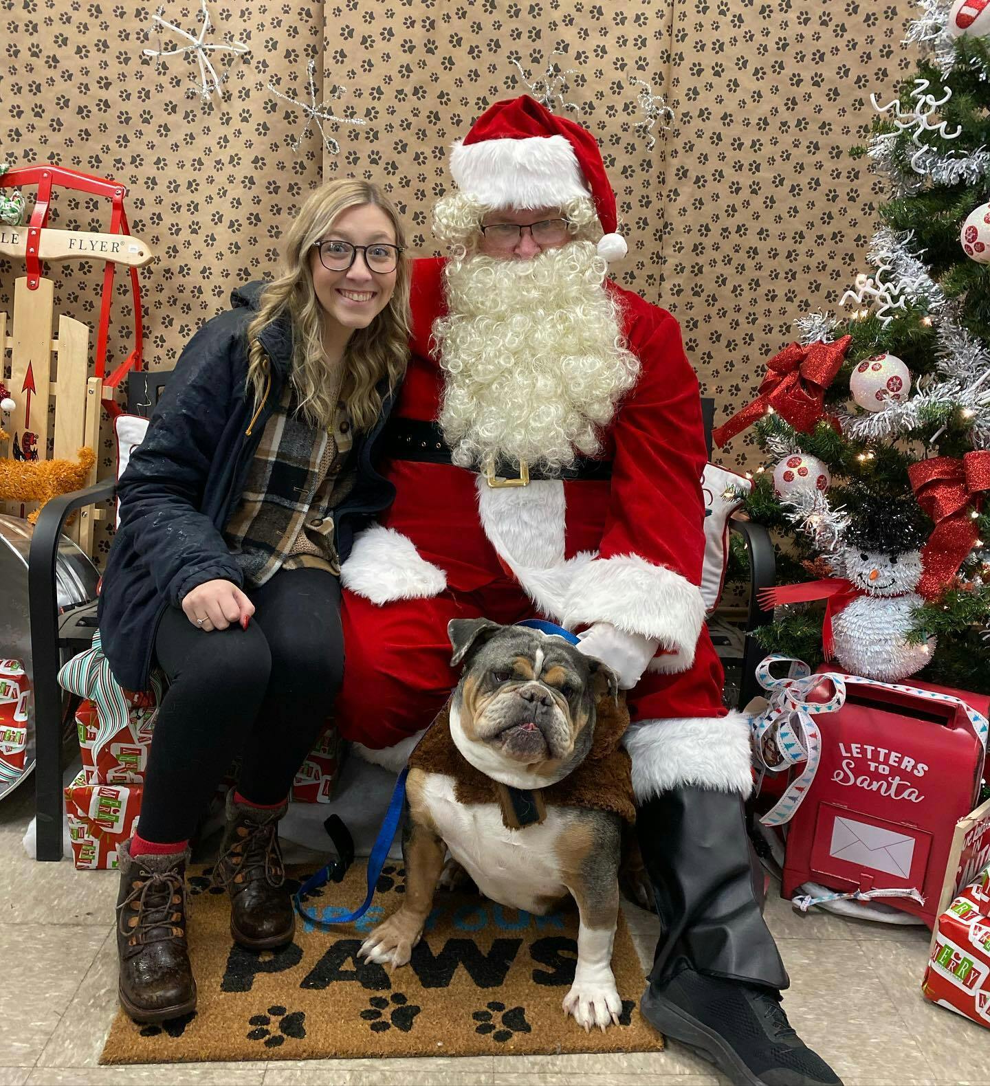 Photos with Santa | Donation Drive | Rising Tide Brewing